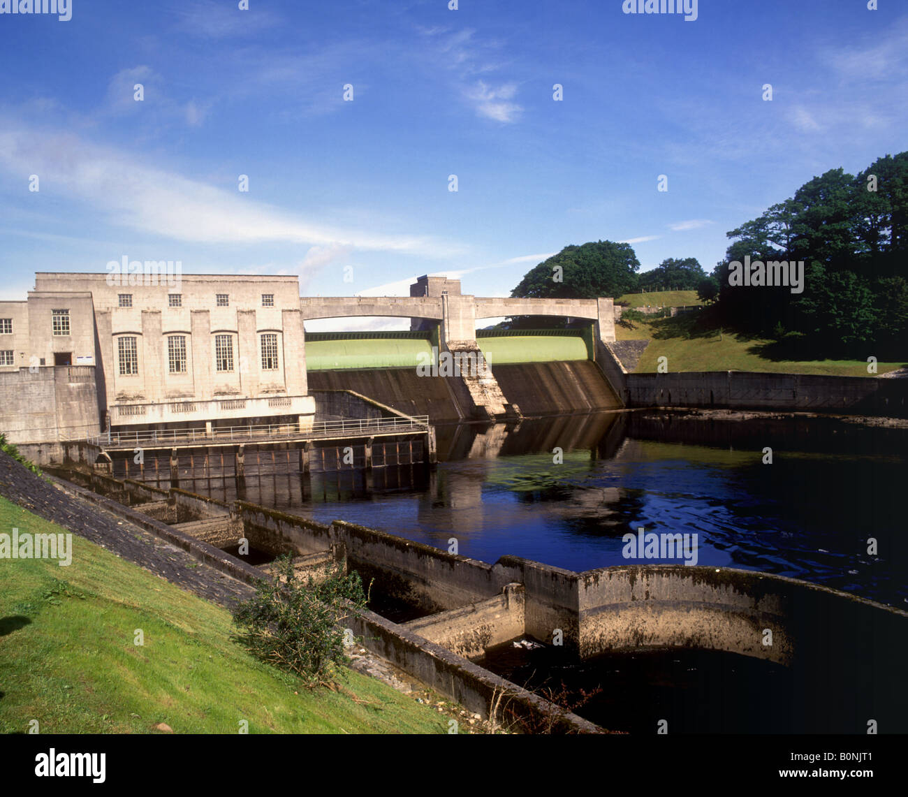 Pitlochry dam and fish ladder hi-res stock photography and images - Alamy