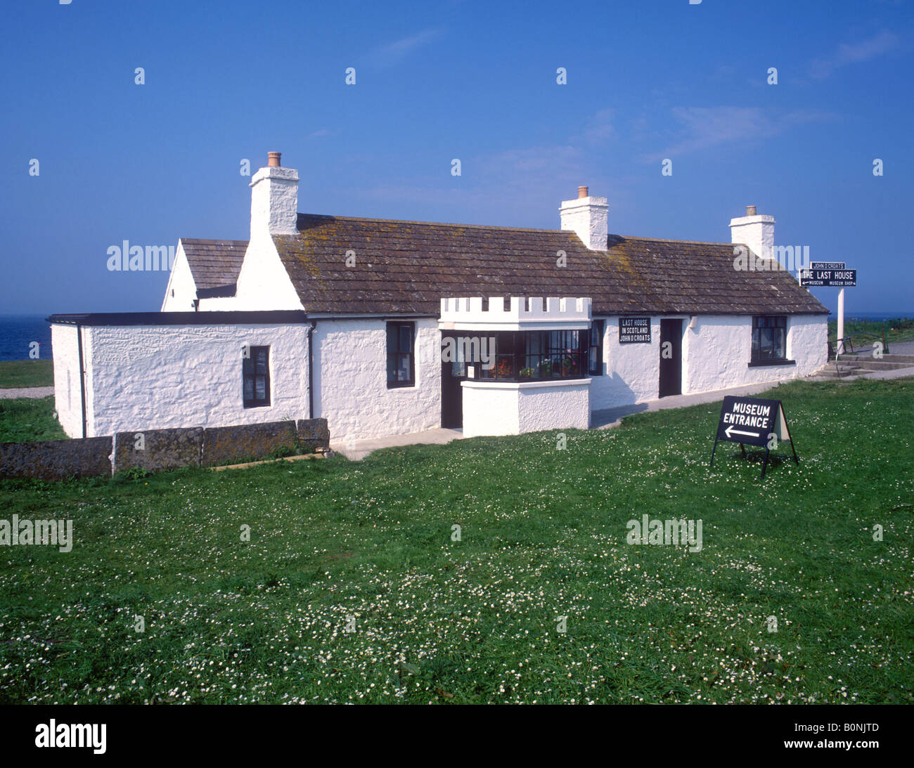 The Last House in Scotland, museum and shop at John O' Groats Stock ...