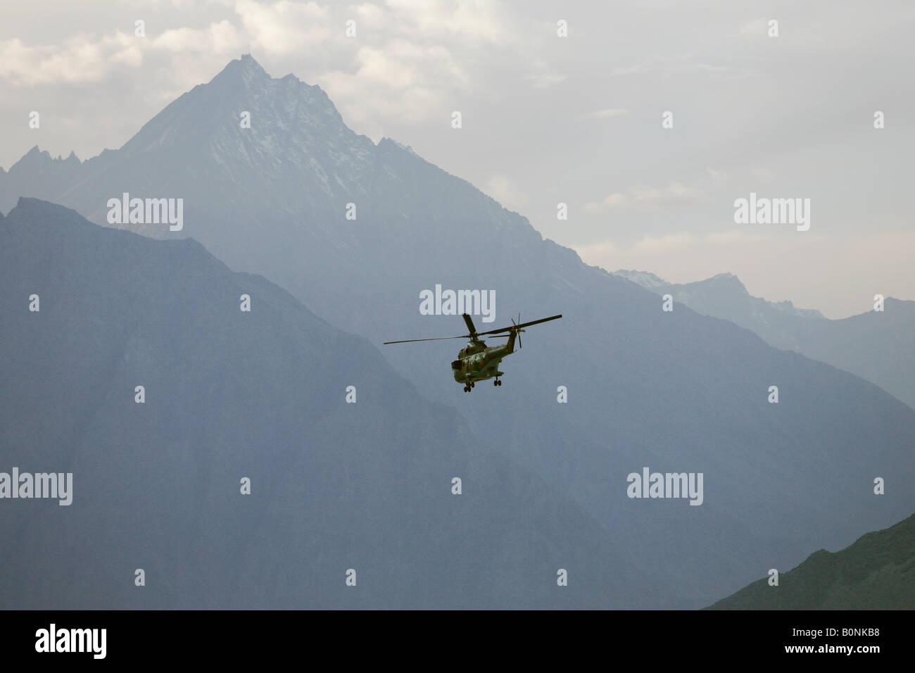 Flying through mountains High Resolution Stock Photography and Images ...