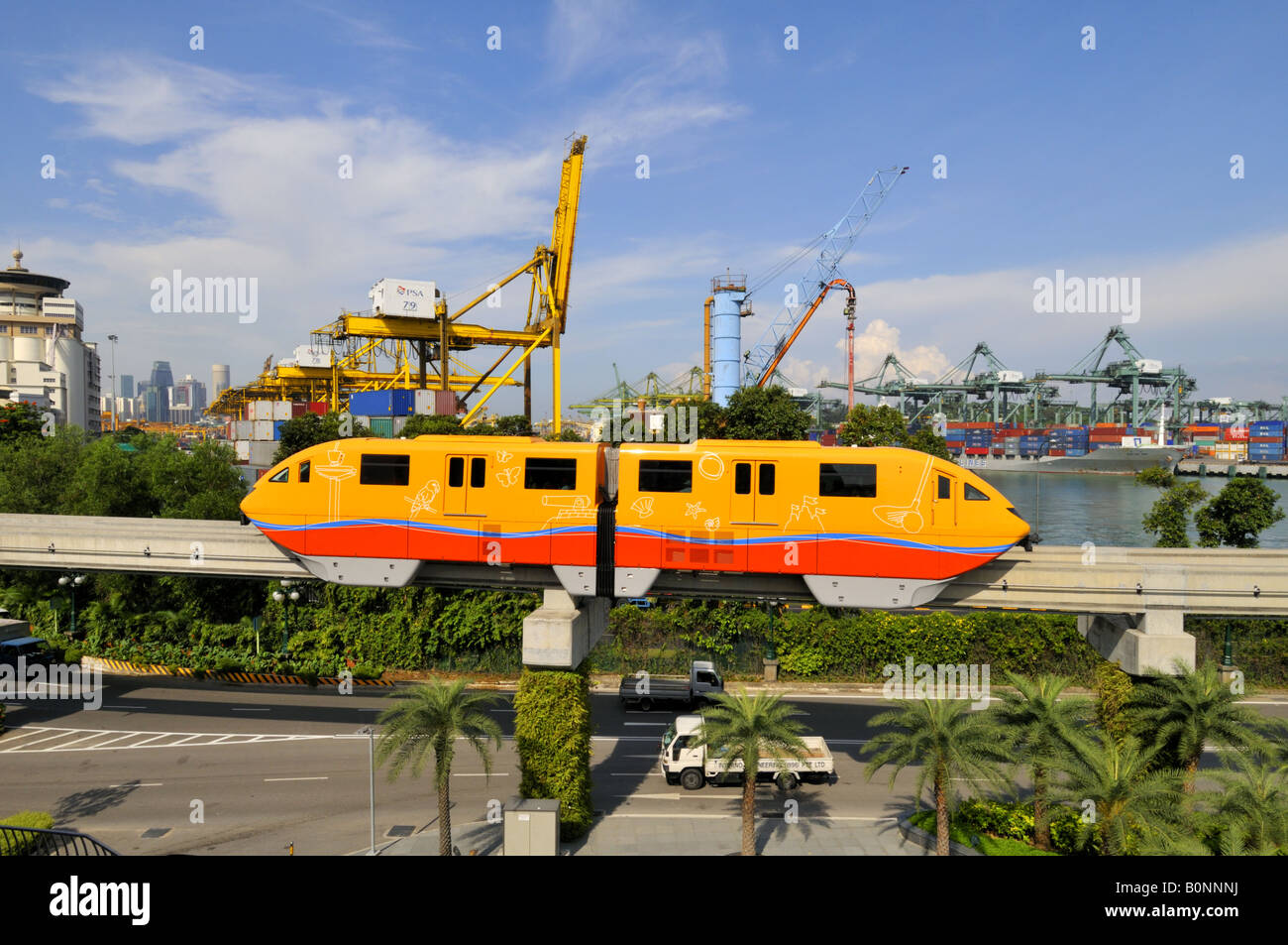 Monorail crane hi-res stock photography and images - Alamy