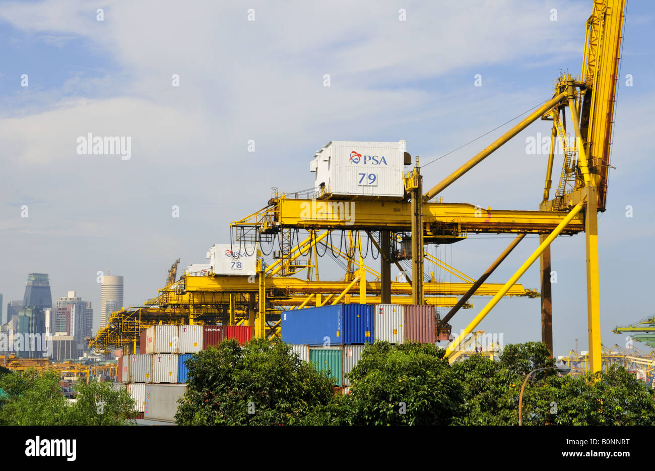 Cranes at Singapore PSA container terminal Stock Photo - Alamy