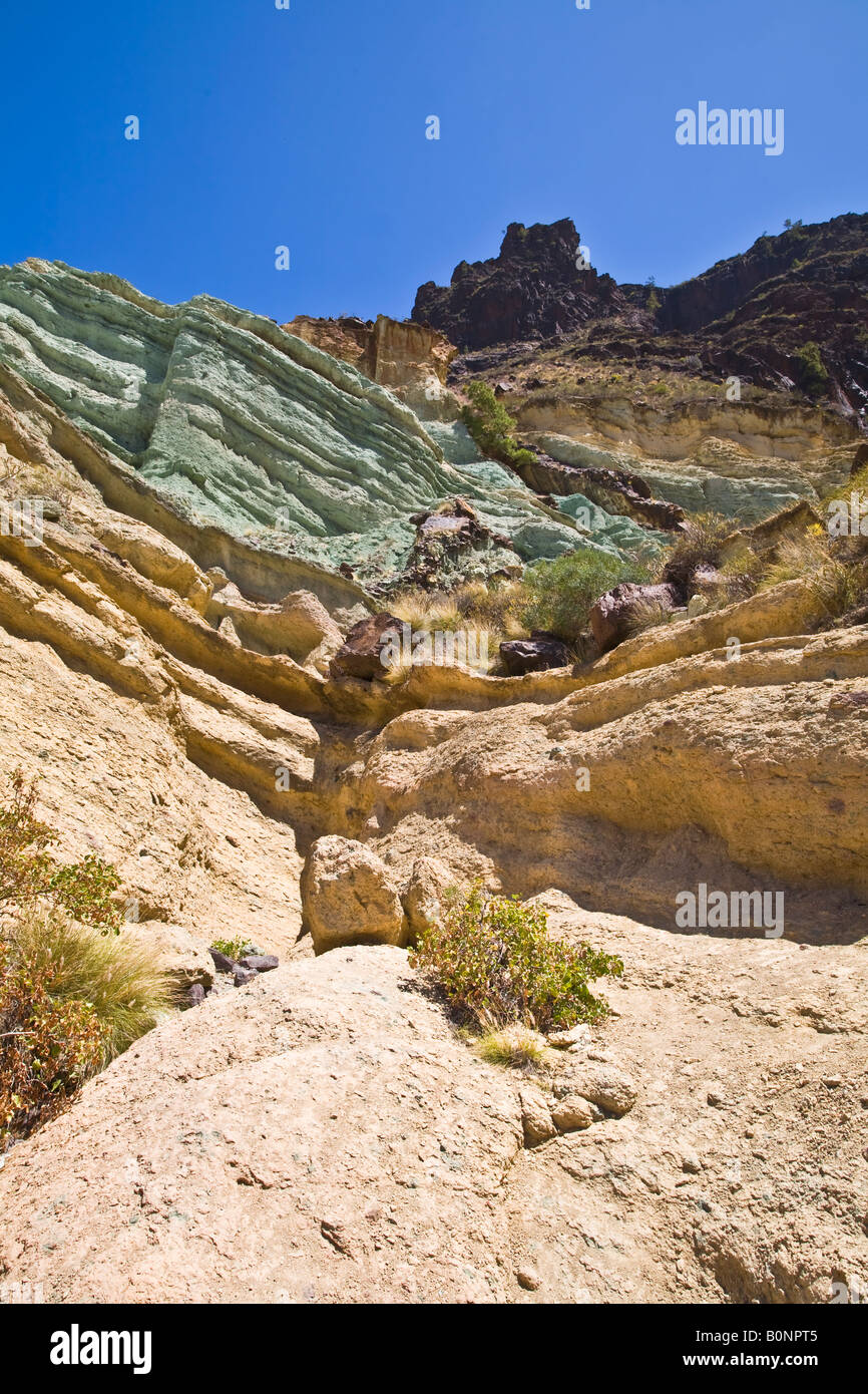 Fuente azul hi-res stock photography and images - Alamy