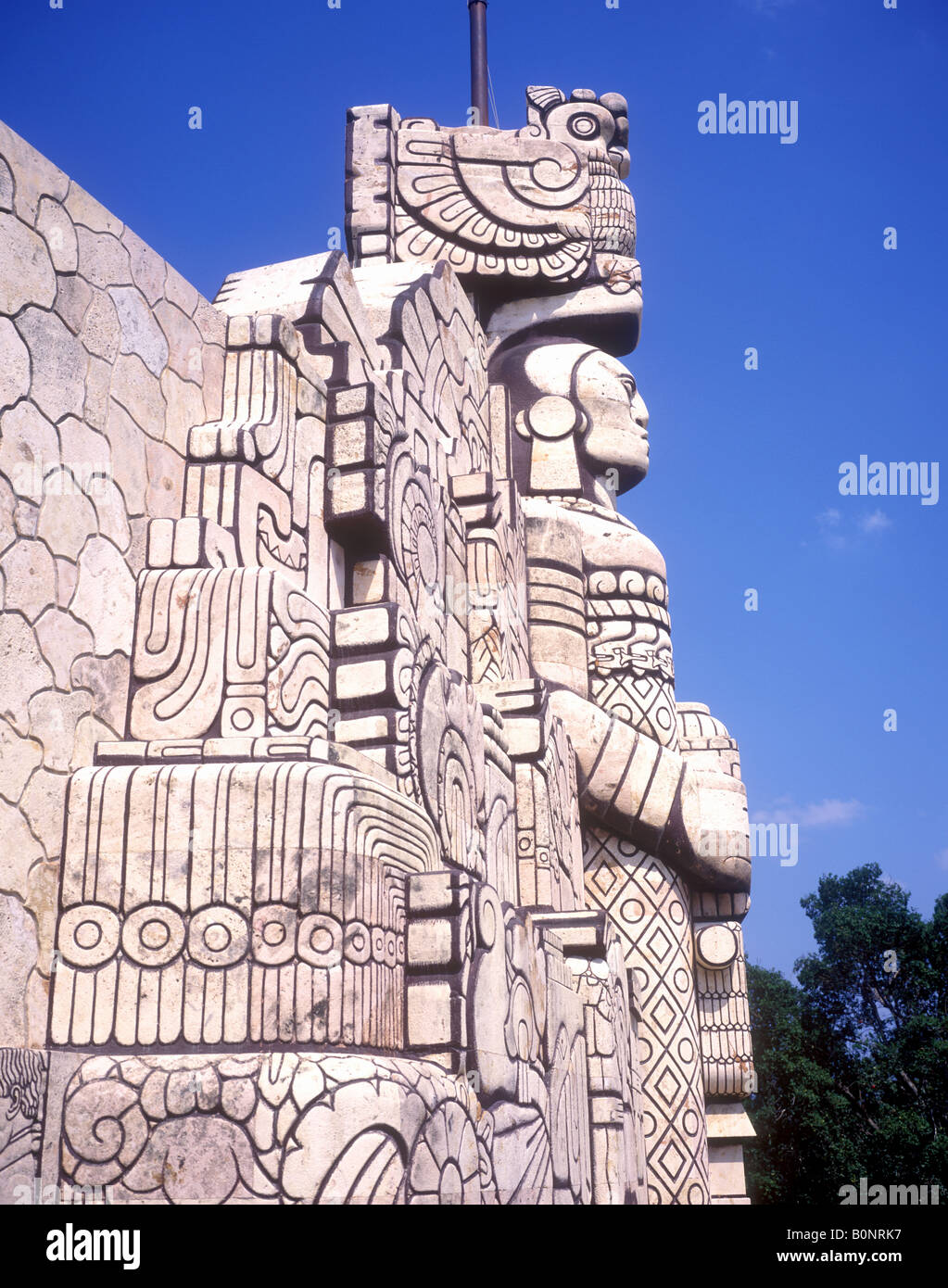 Merida - Monumento Della Bandera, Mexican Monument Stock Photo - Alamy
