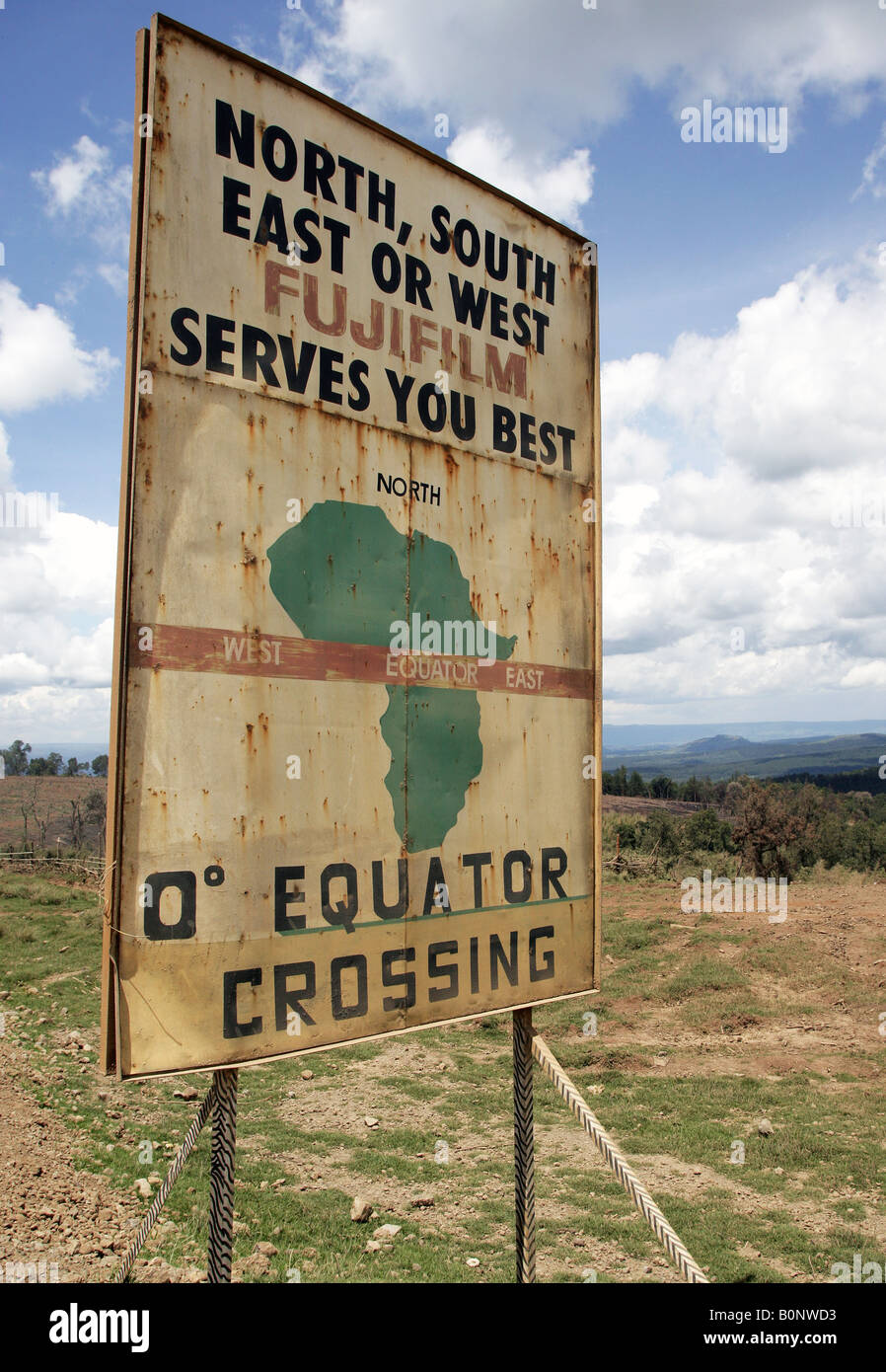 equator sign at the roadside Kenya Central Equator Stock Photo - Alamy