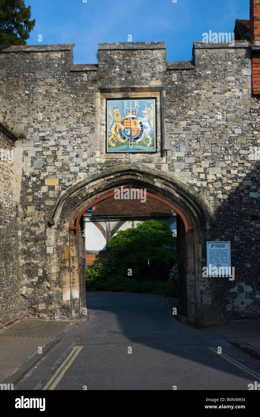 Cathedral gates at Winchester Cathedral, Winchester, Hampshire, England ...