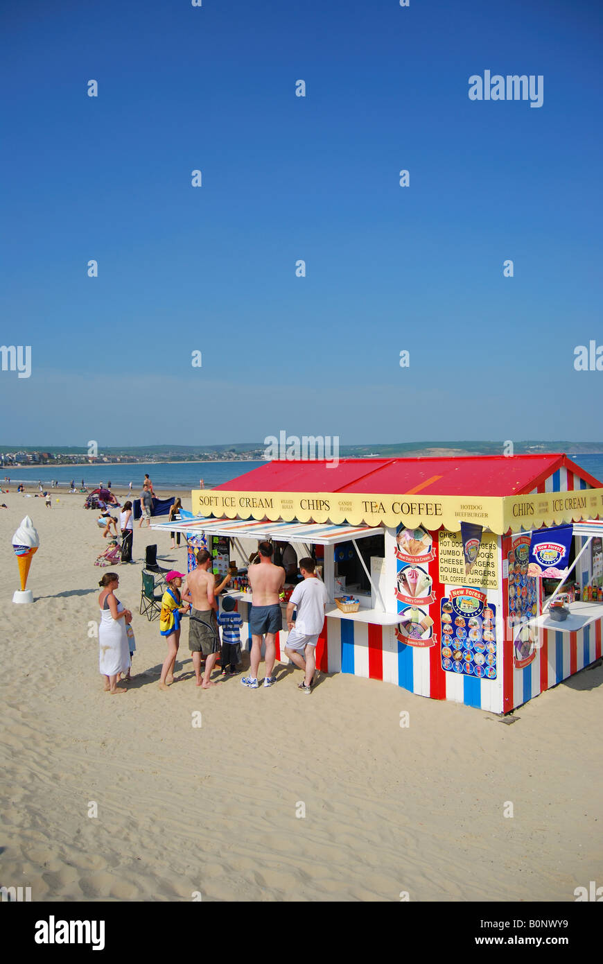 Food stall beach blue sky beach hi-res stock photography and images - Alamy