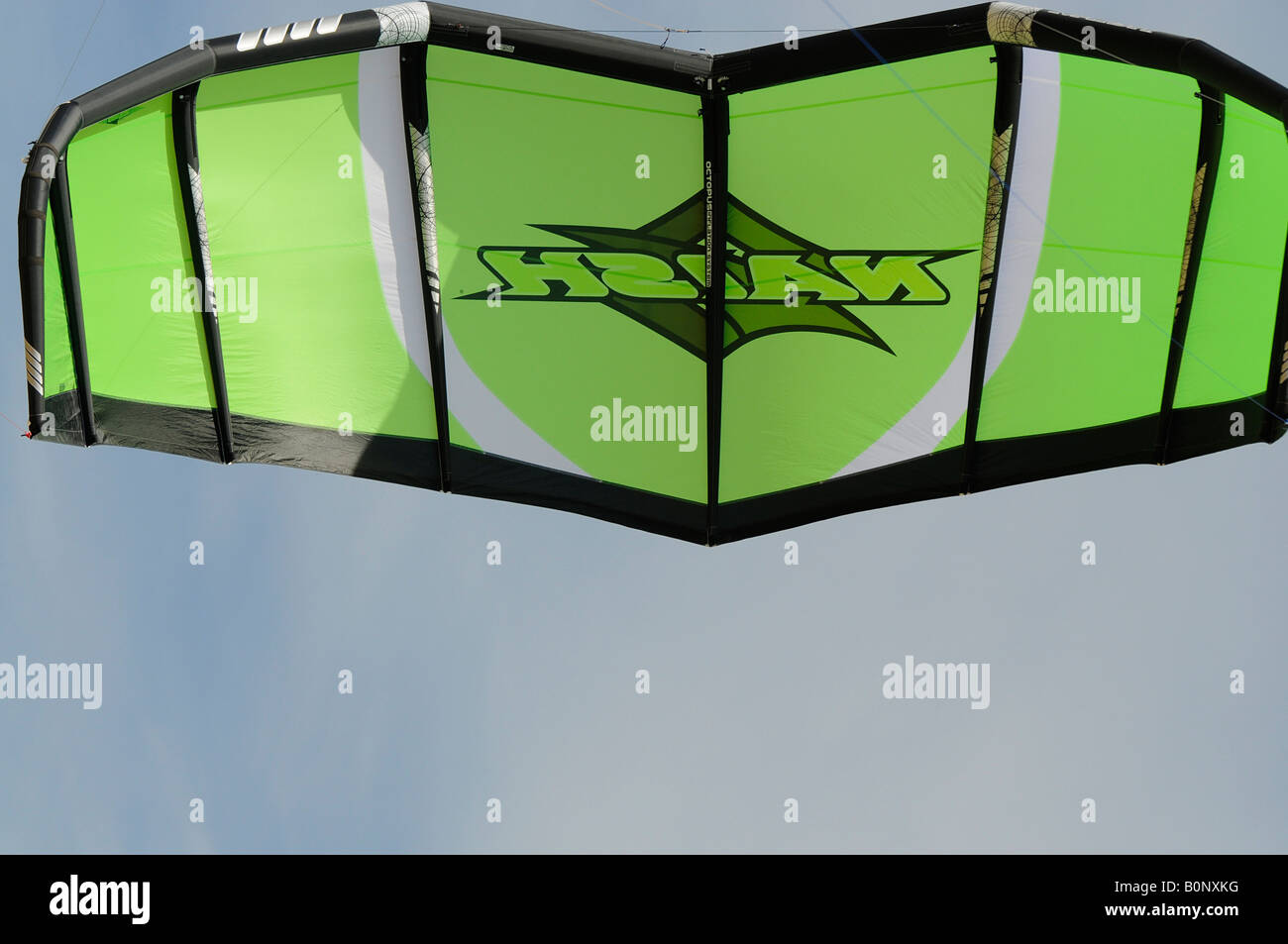 Kite canopy hi-res stock photography and images - Alamy