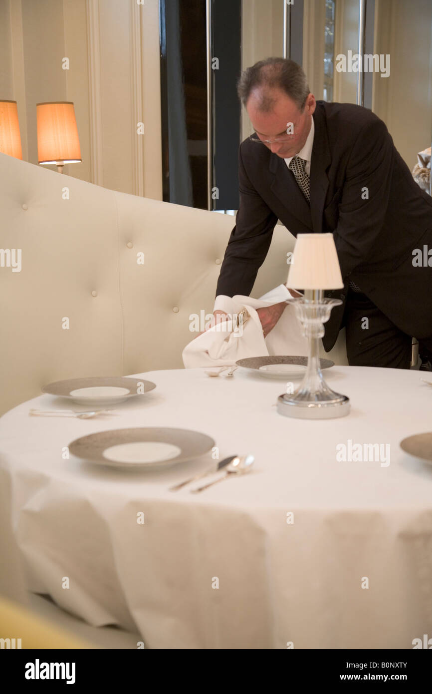 Gordon ramsays new restaurant hi-res stock photography and images - Alamy