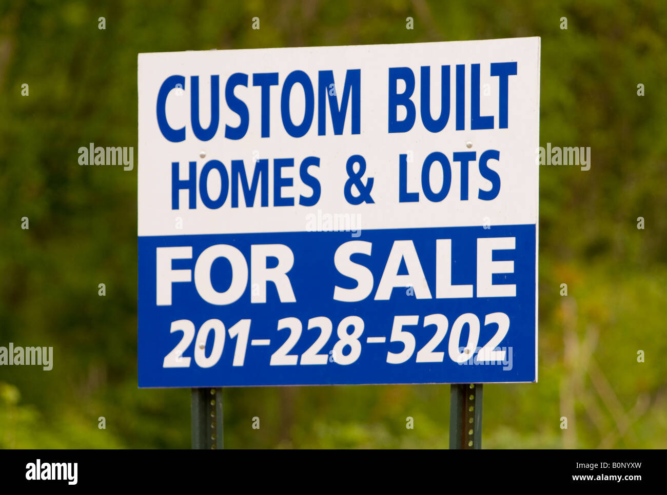 Custom build homes hi-res stock photography and images - Alamy