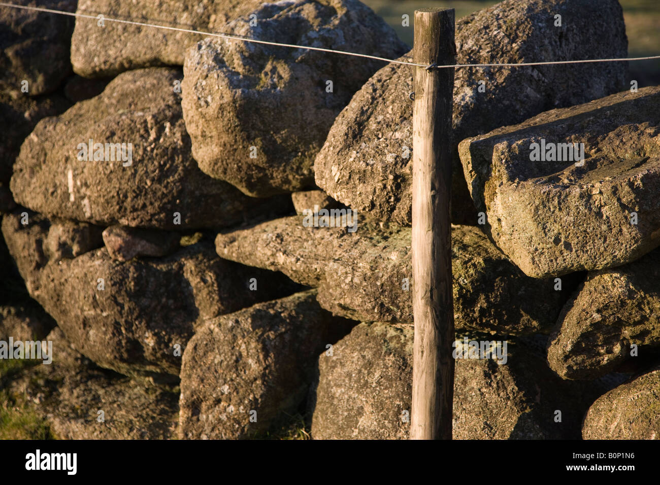 Dry stone wall on Dartmoor Stock Photo - Alamy