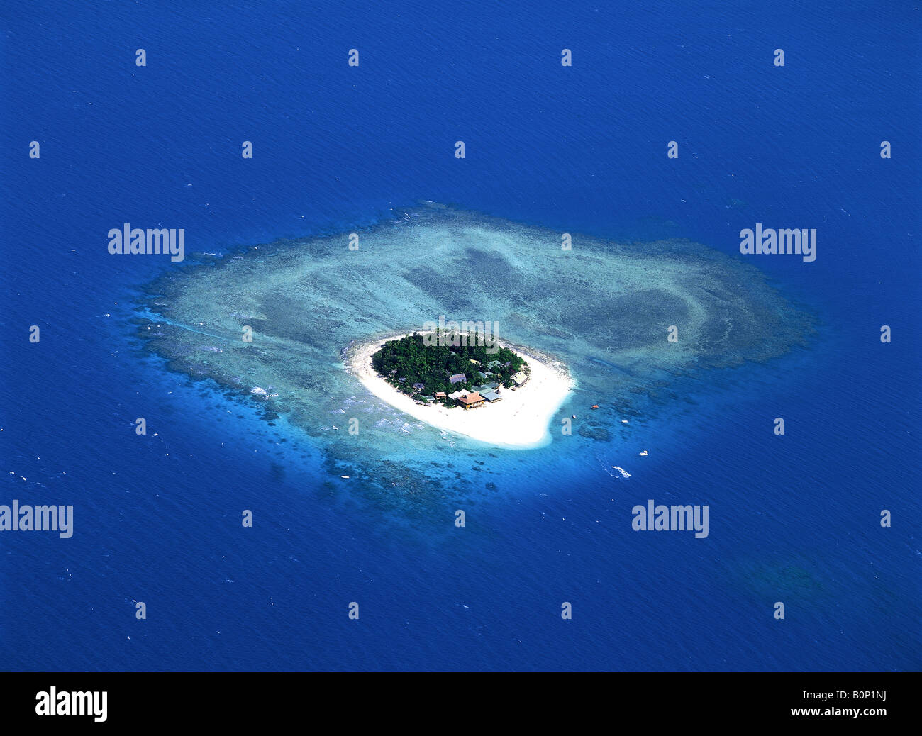 Aerial view of Beachcomber Island Resort Fiji Stock Photo - Alamy