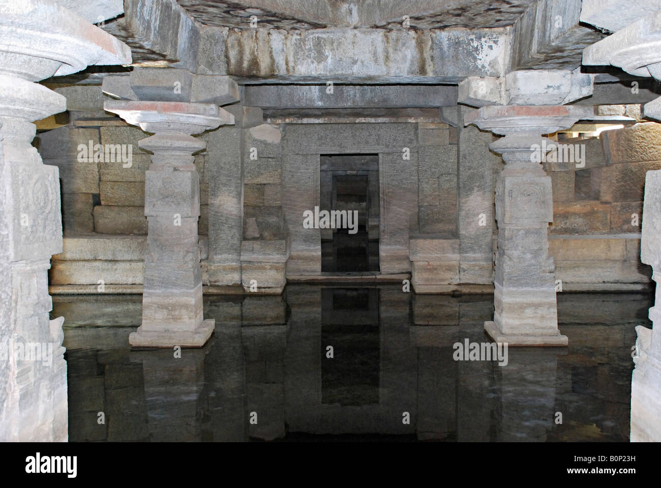 Mandapam bhumistar underground shiva temple hi-res stock photography ...