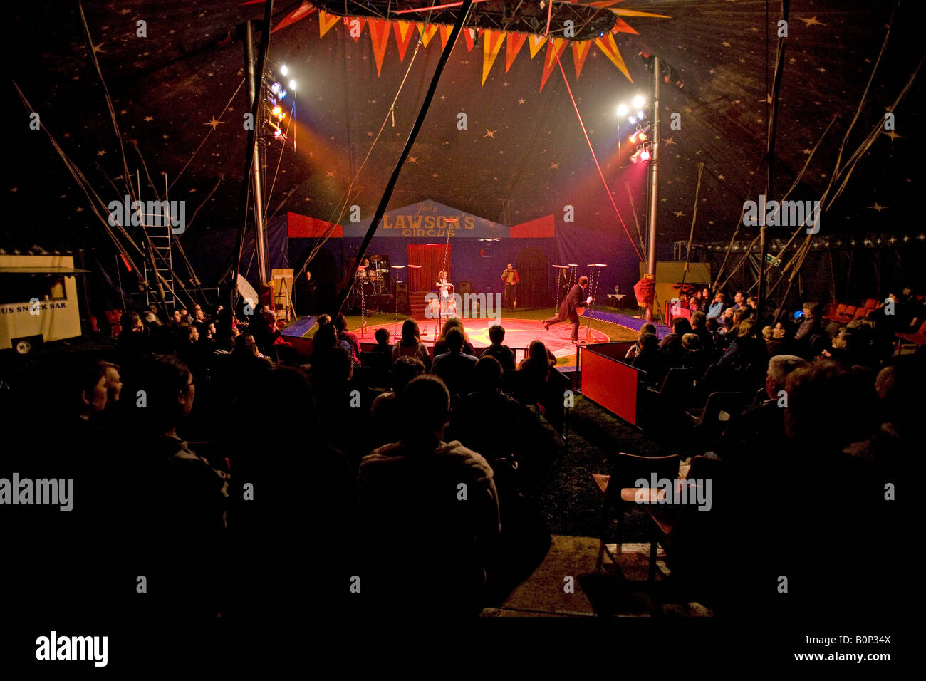 Circus ringleader hi-res stock photography and images - Alamy