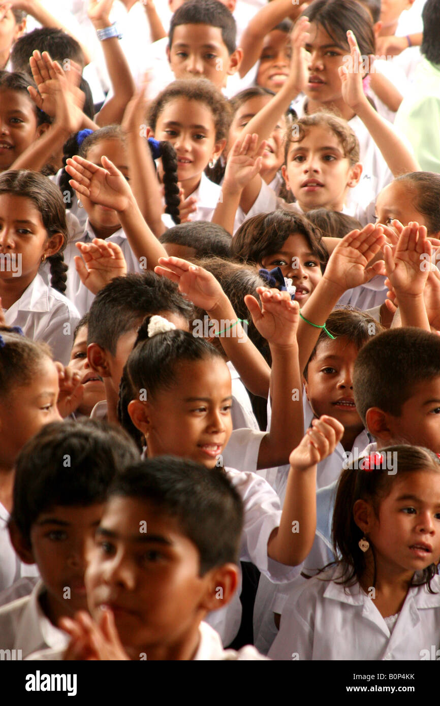 Panama girls school hi-res stock photography and images - Alamy