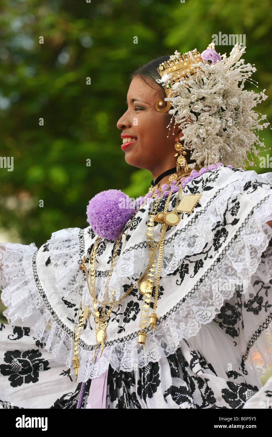 Panamanian dancer hi-res stock photography and images - Alamy