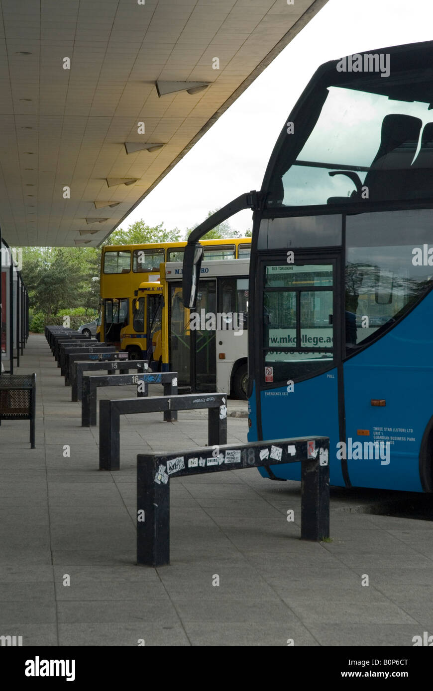 Milton Keynes Bus Station Stock Photo - Alamy