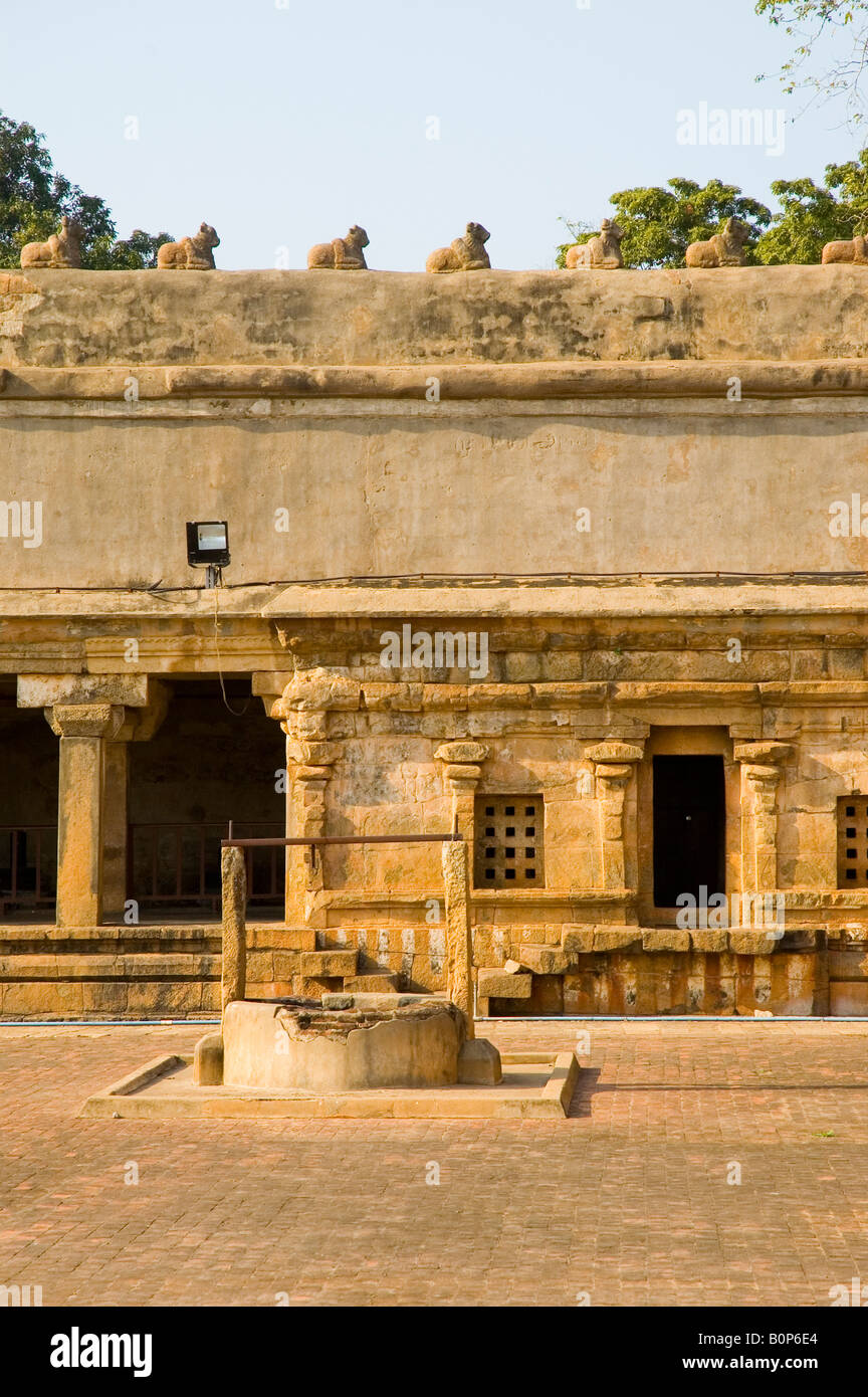 The Big temple in Thanjavur Brahadeeswara temple water well Stock Photo ...