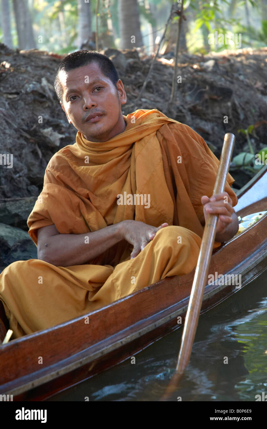 Buddhist Monk, Floating Market , Damnoen Saduak , ( Near Bangkok ...