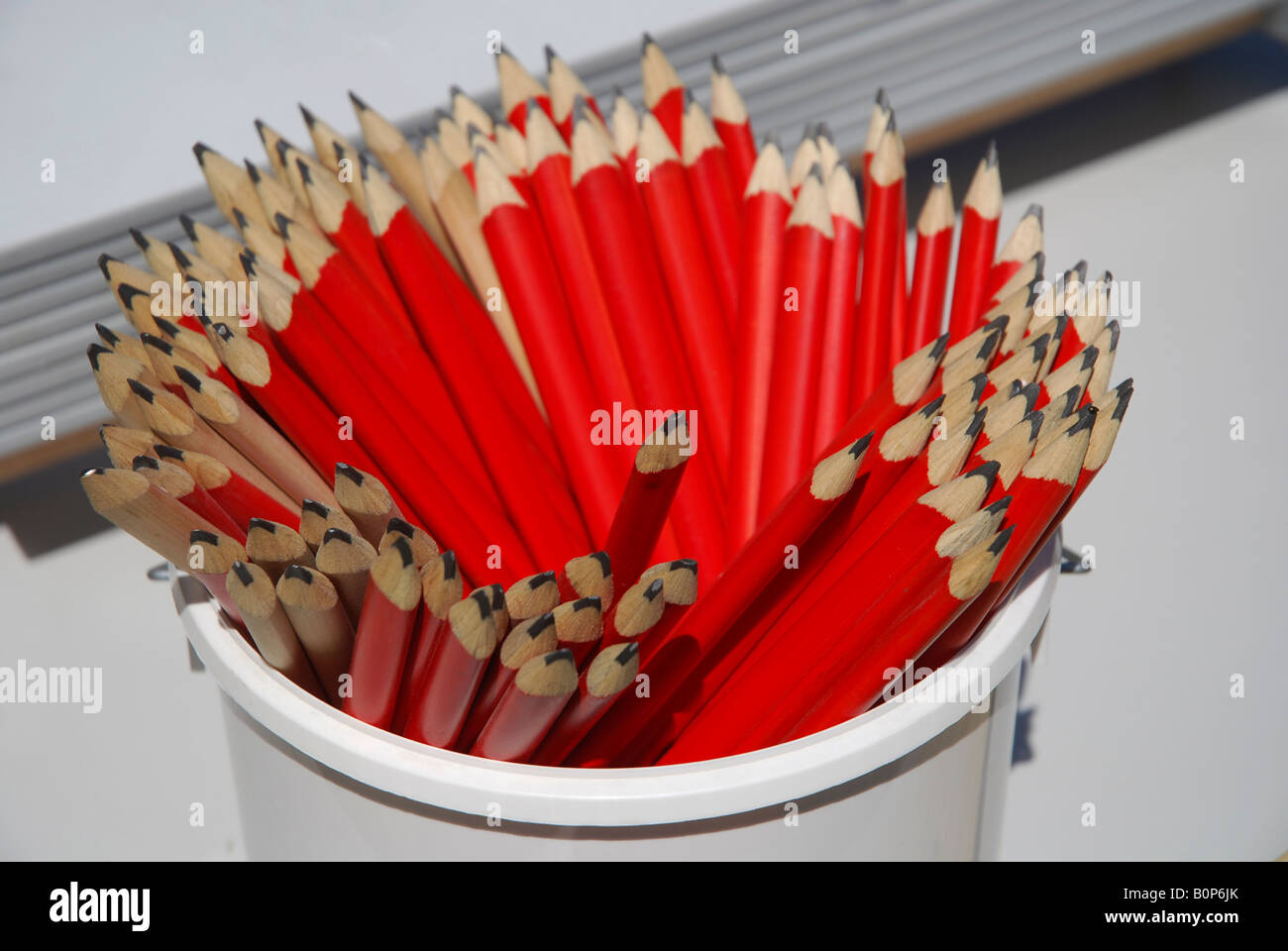 Hb pencil hand hi-res stock photography and images - Alamy
