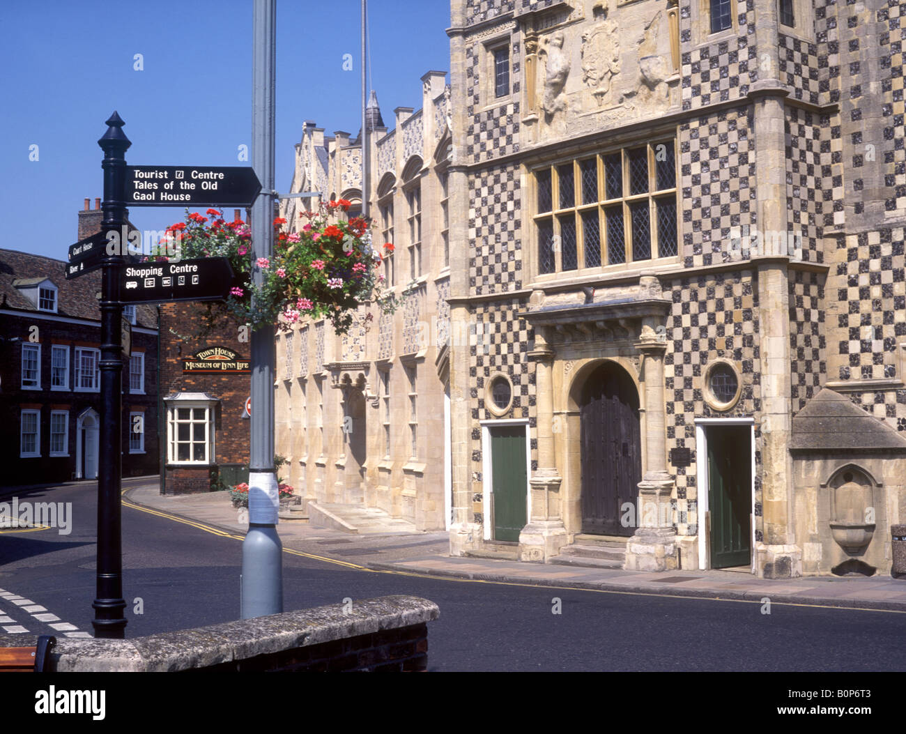 Guildhall of st george kings lynn hi-res stock photography and images ...
