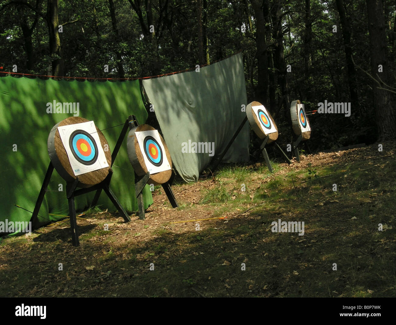 target for bow and arrow Stock Photo - Alamy