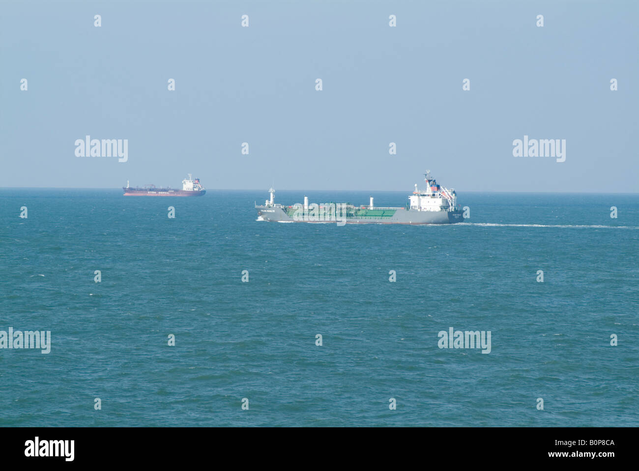 container ships on the english channel boat containerised ...