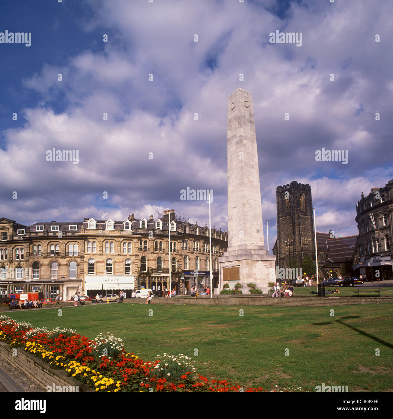 Harrogate city centre Stock Photo - Alamy
