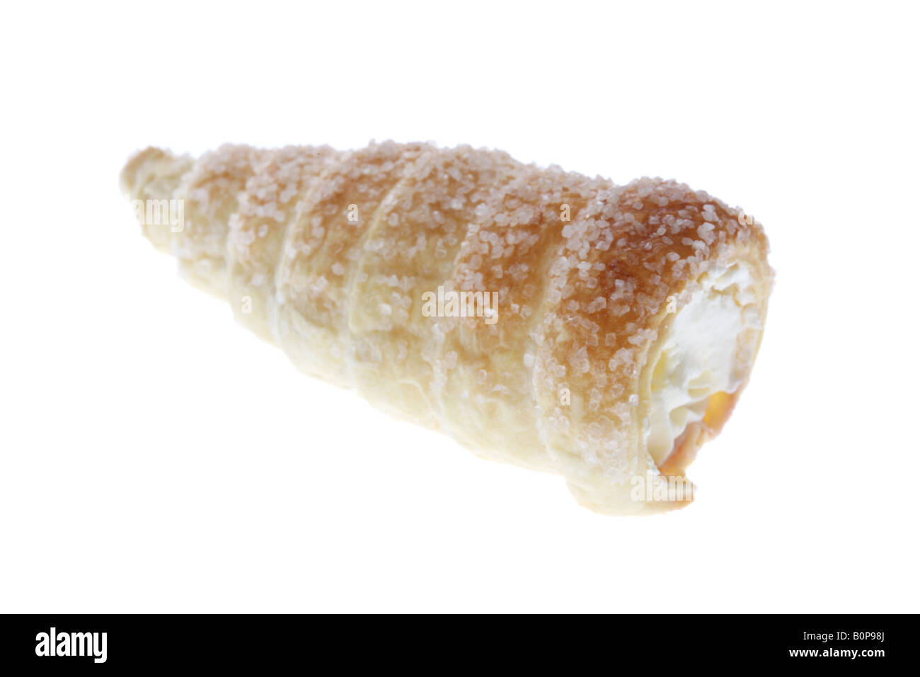 Cream horn hi-res stock photography and images - Alamy