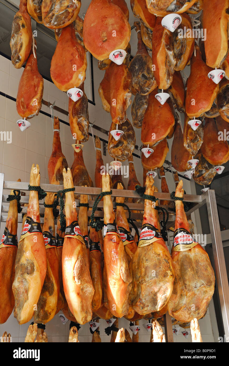 Spanish ham hi-res stock photography and images - Alamy
