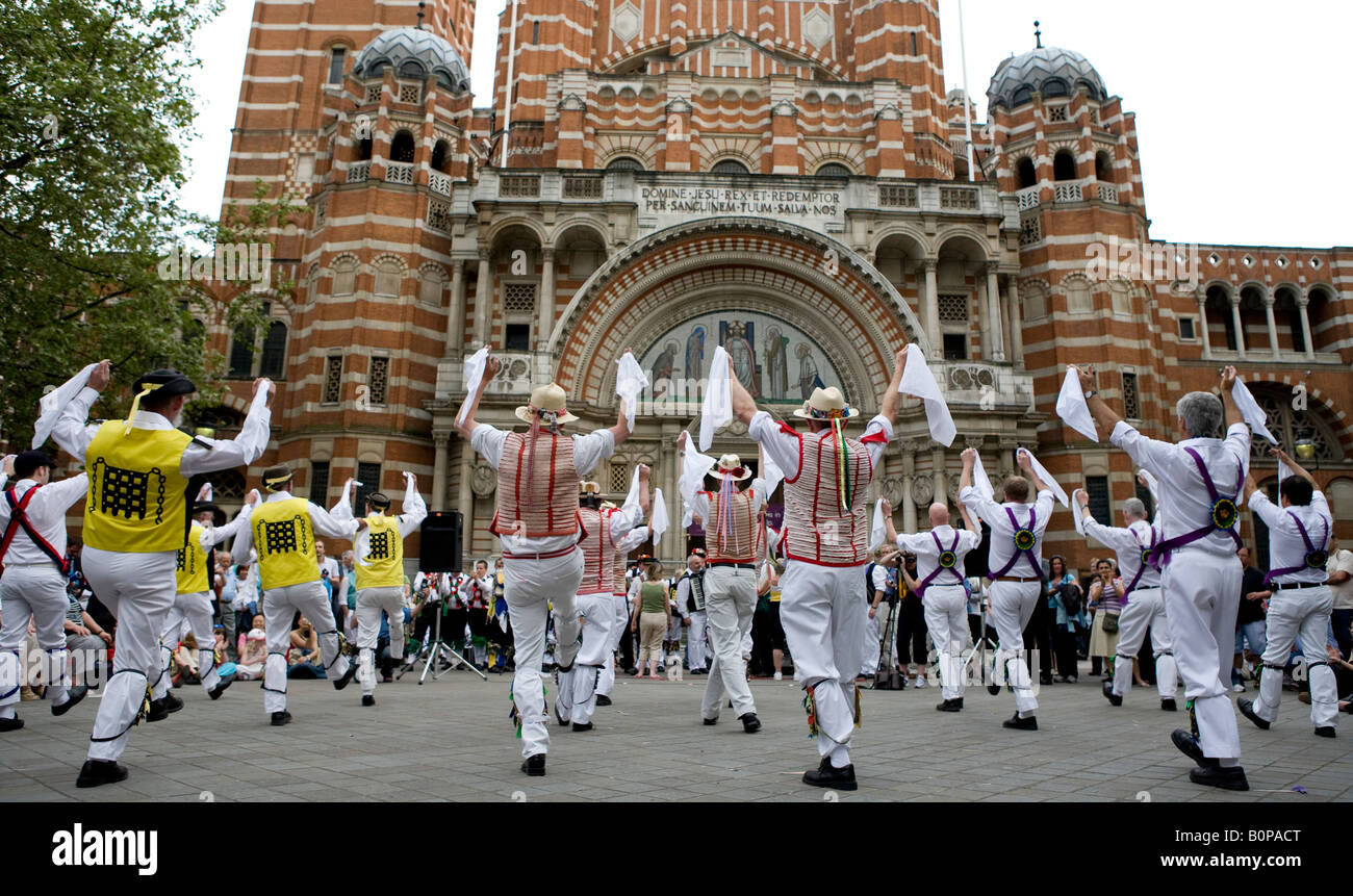 Morris dancers hat hi-res stock photography and images - Alamy