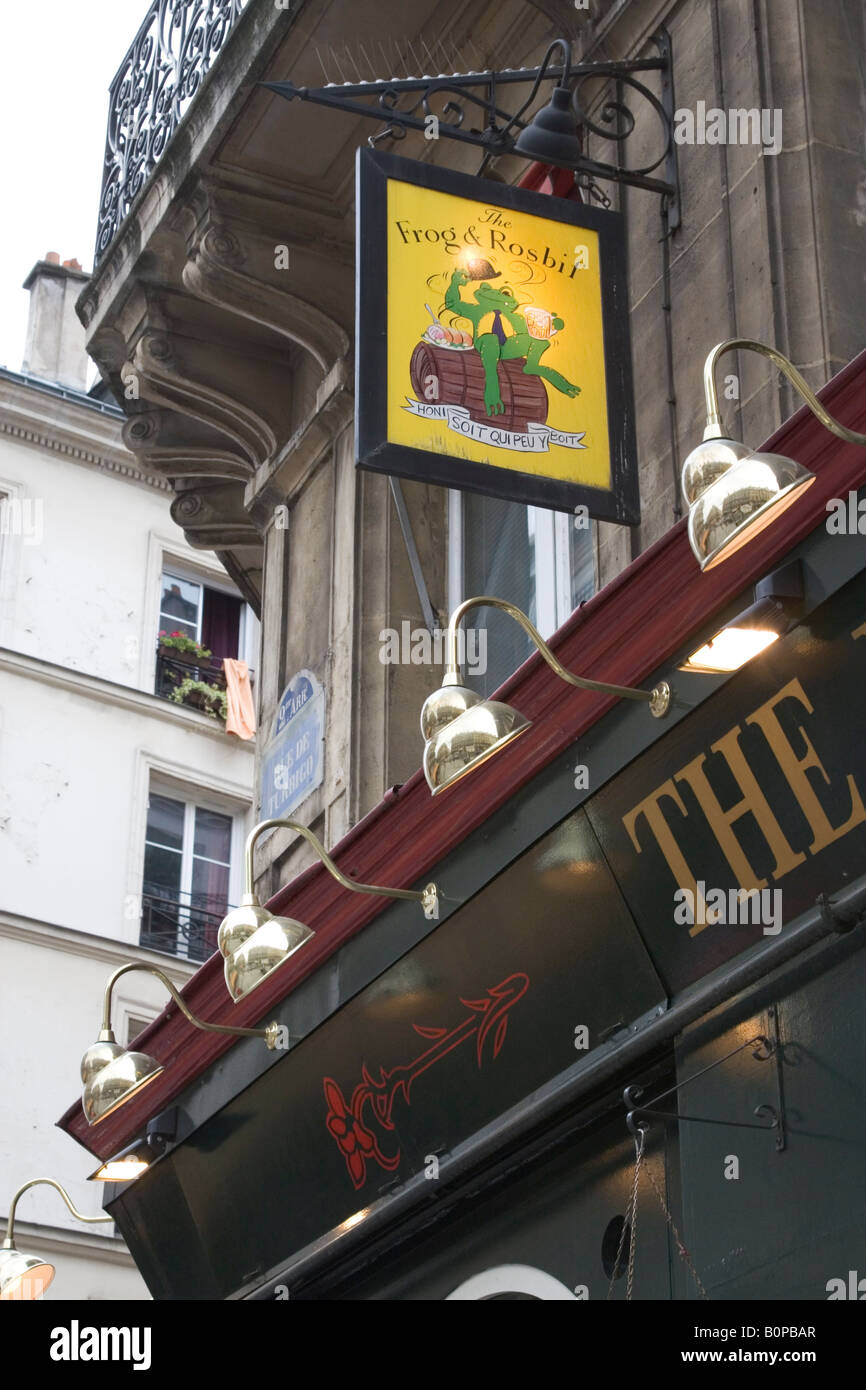 The 'Frog & Rosbif' traditional English pub in Paris catering for ...