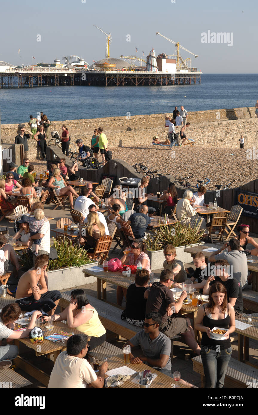 Brighton seafront bars hi-res stock photography and images - Alamy