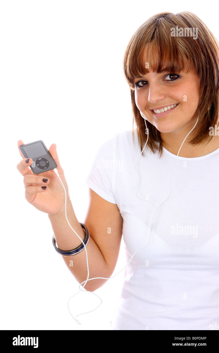 Youth listening to ipods hi-res stock photography and images - Alamy