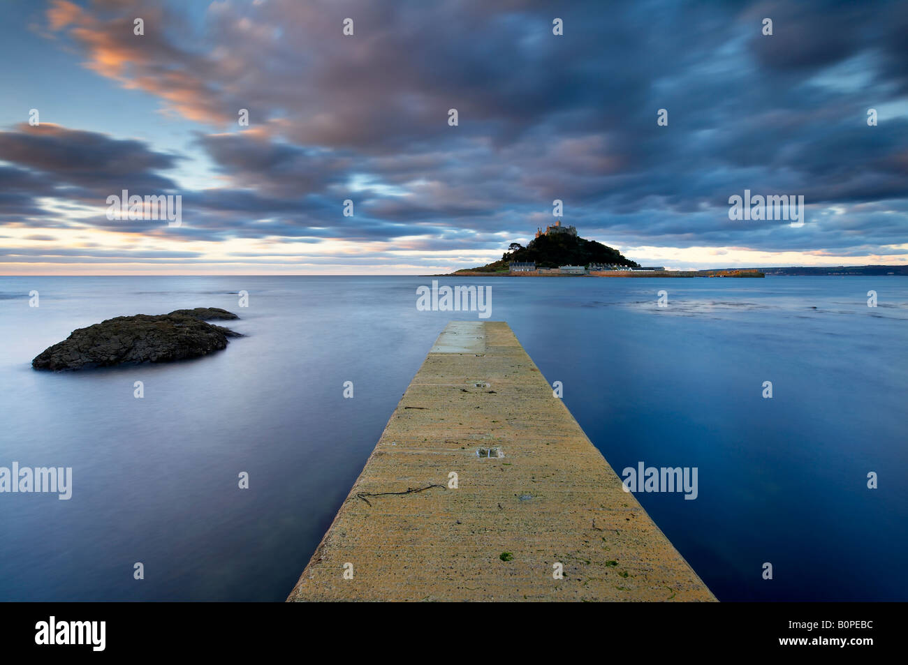 St Michael's Mount at dawn, Marazion, Cornwall, England, UK (NR Stock ...