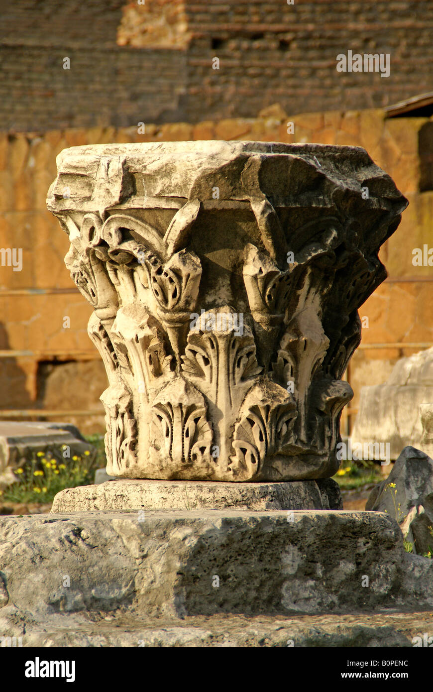 Corinthian capital roman forum rome hi-res stock photography and images ...