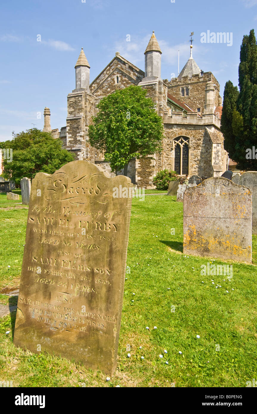 Rye church and graveyard hi-res stock photography and images - Alamy