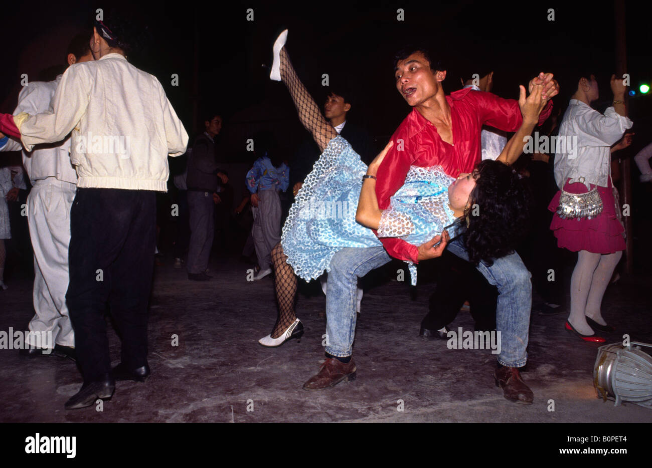 Ballroom dancing competition hi-res stock photography and images - Alamy