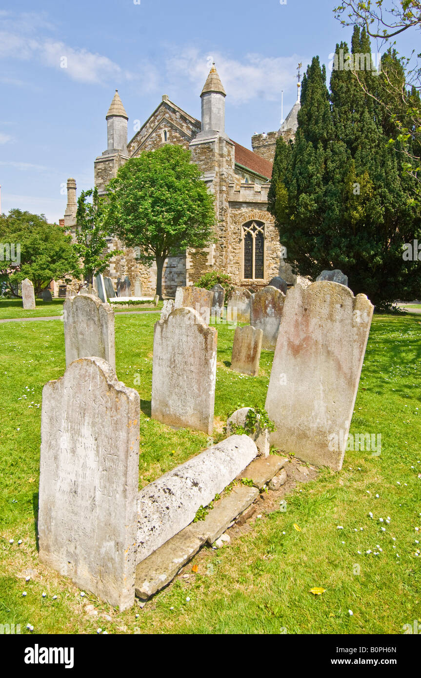 Rye church and graveyard hi-res stock photography and images - Alamy