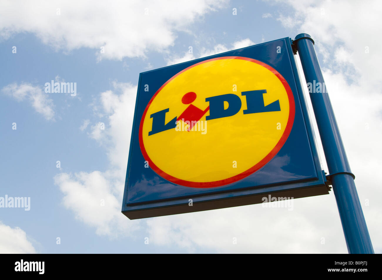 Lidl sign logo hi-res stock photography and images - Alamy