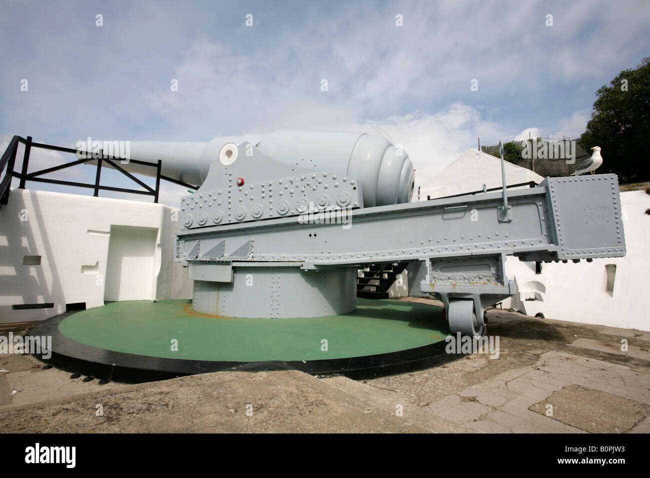 Gibraltar gun emplacement hi-res stock photography and images - Alamy