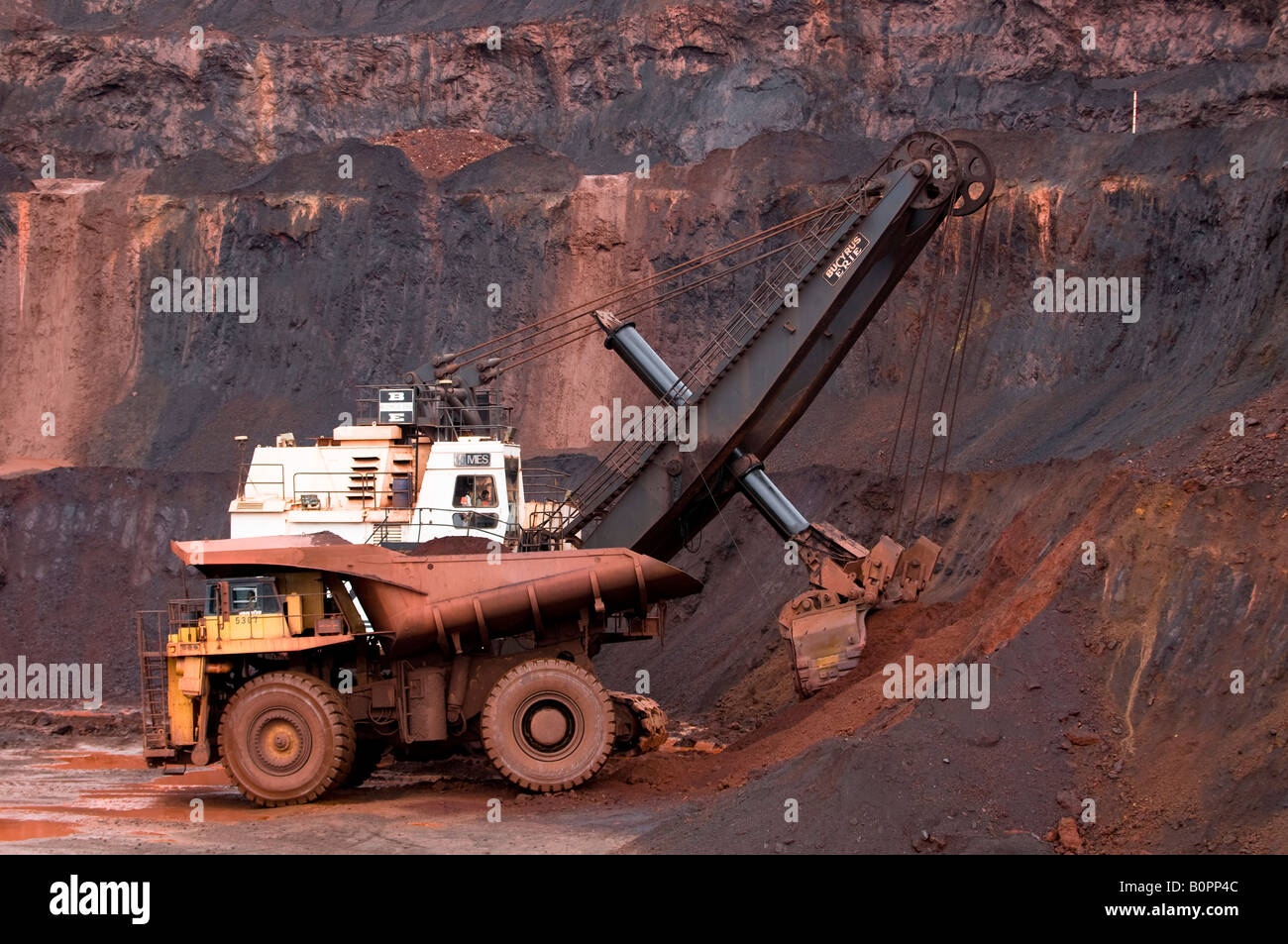 Iron ore brazil hi-res stock photography and images - Alamy