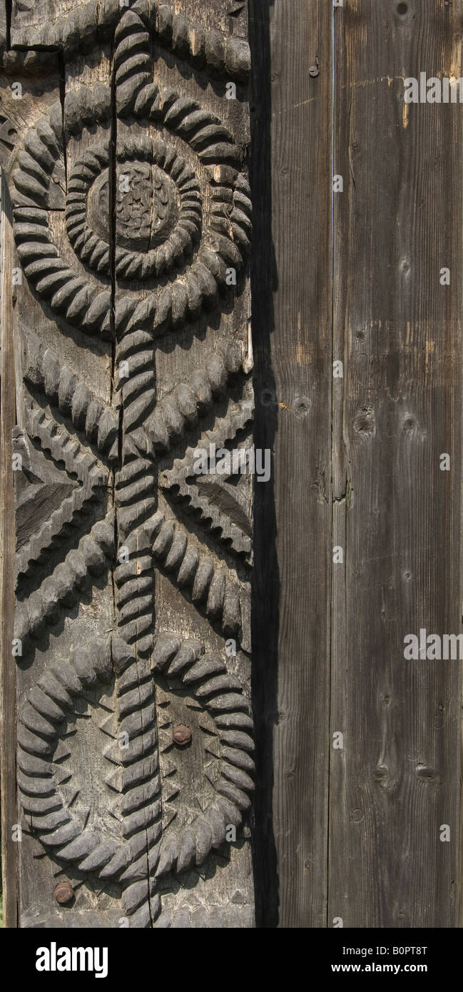 Wood portal hi-res stock photography and images - Alamy