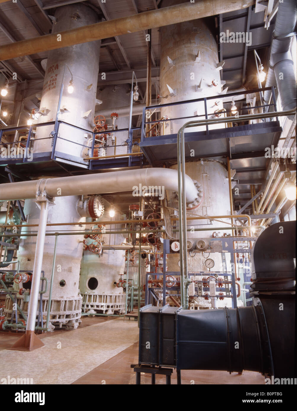 Rectifying column hi-res stock photography and images - Alamy