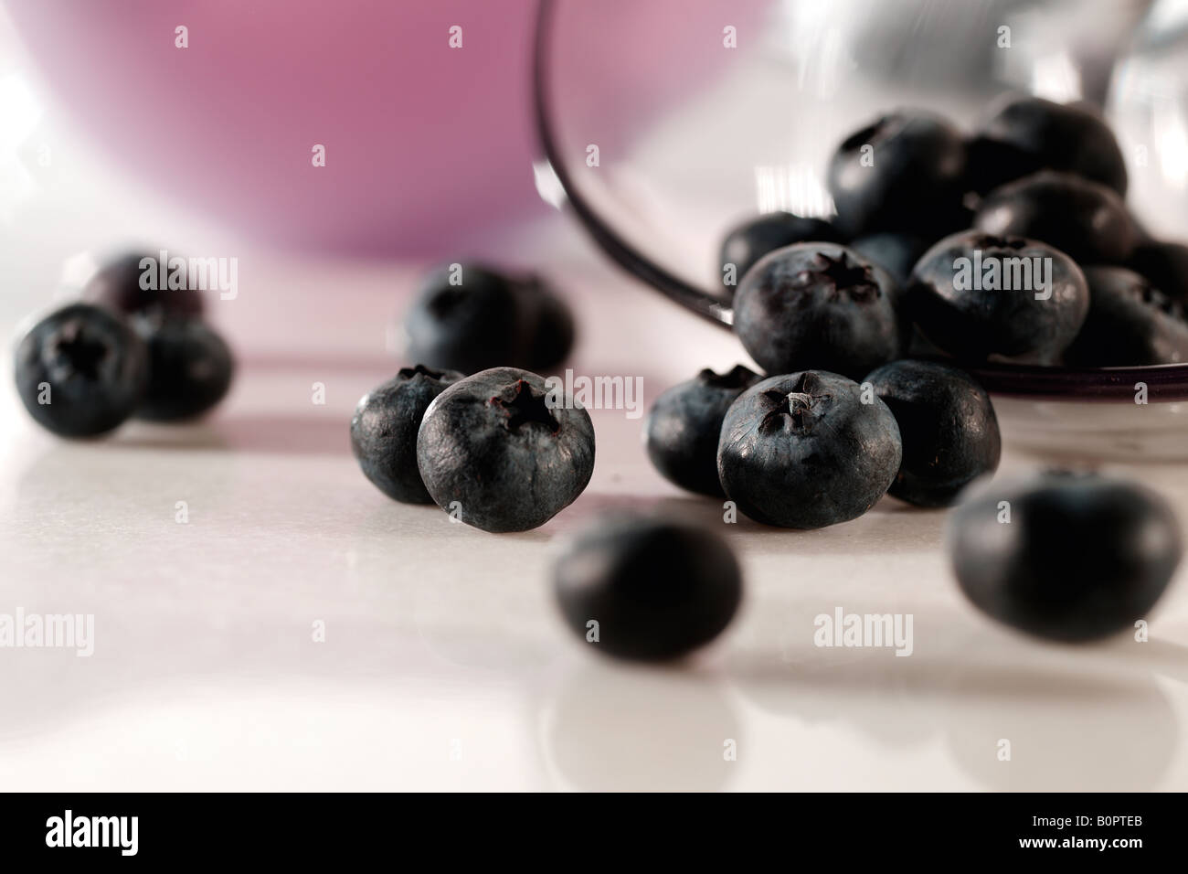 Whole blueberries hi-res stock photography and images - Alamy