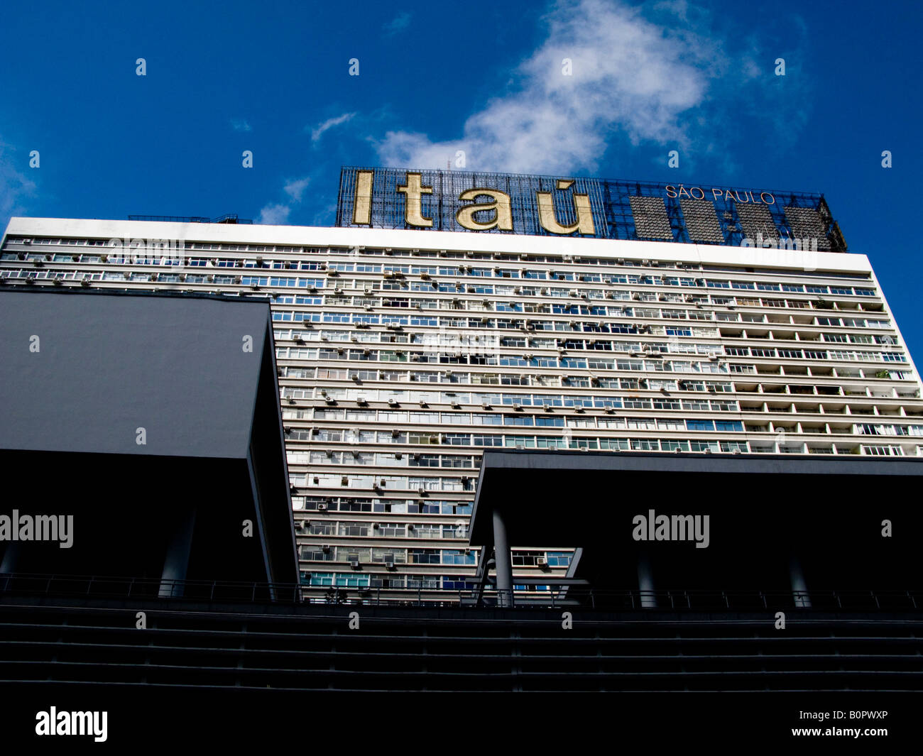 Sao paulo brazil itaú bank hi-res stock photography and images - Alamy