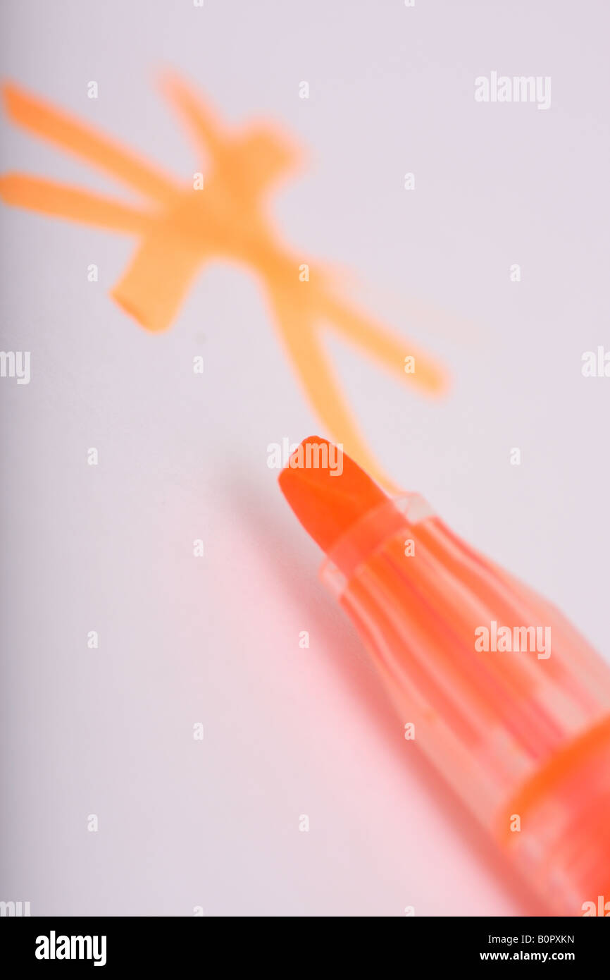 Highlighter marks hi-res stock photography and images - Alamy