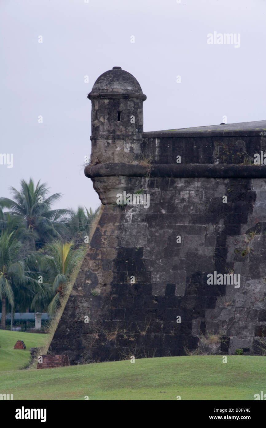 Wall of Intramuros in Manila Stock Photo - Alamy