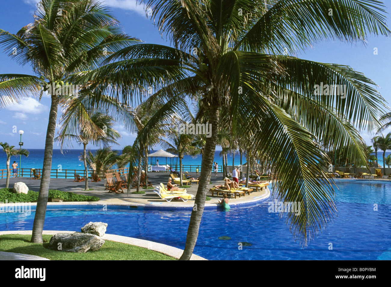 Cancun riviera hi-res stock photography and images - Alamy
