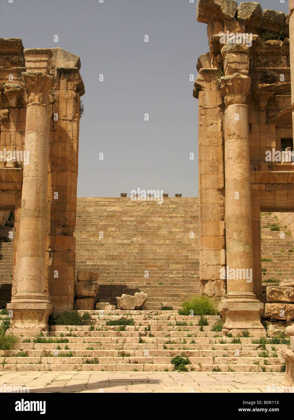 Roman ruins in the ancient town of Jerash in northern Jordan, Jordan ...