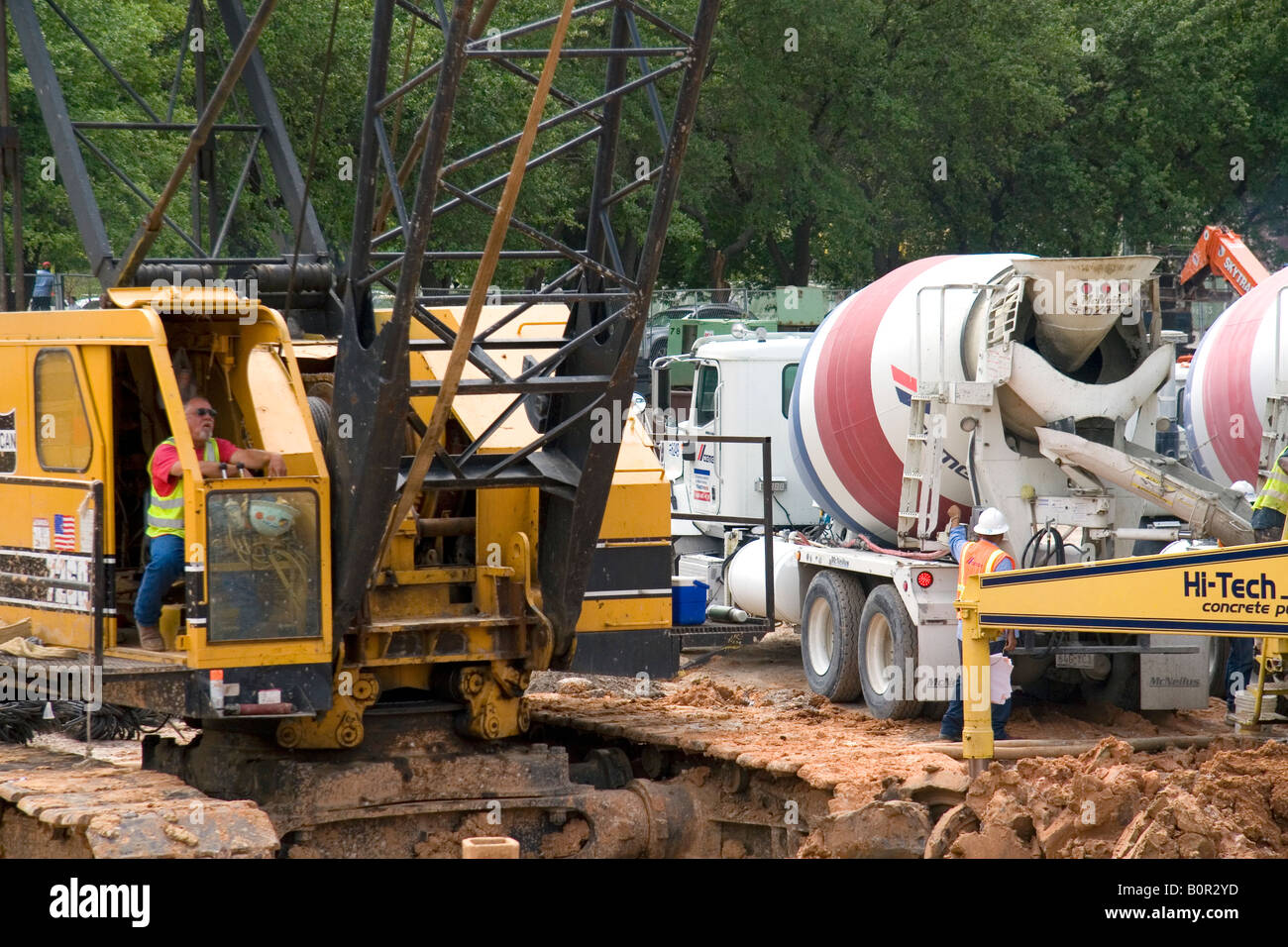 Building construction site in downtown Houston Texas Stock Photo - Alamy